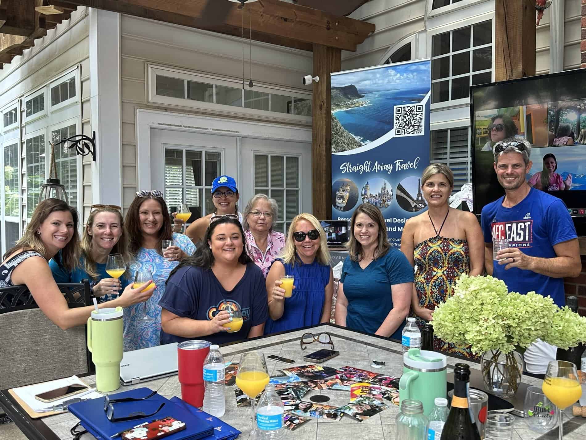 Why Join Our Team? - Straight Away Travel