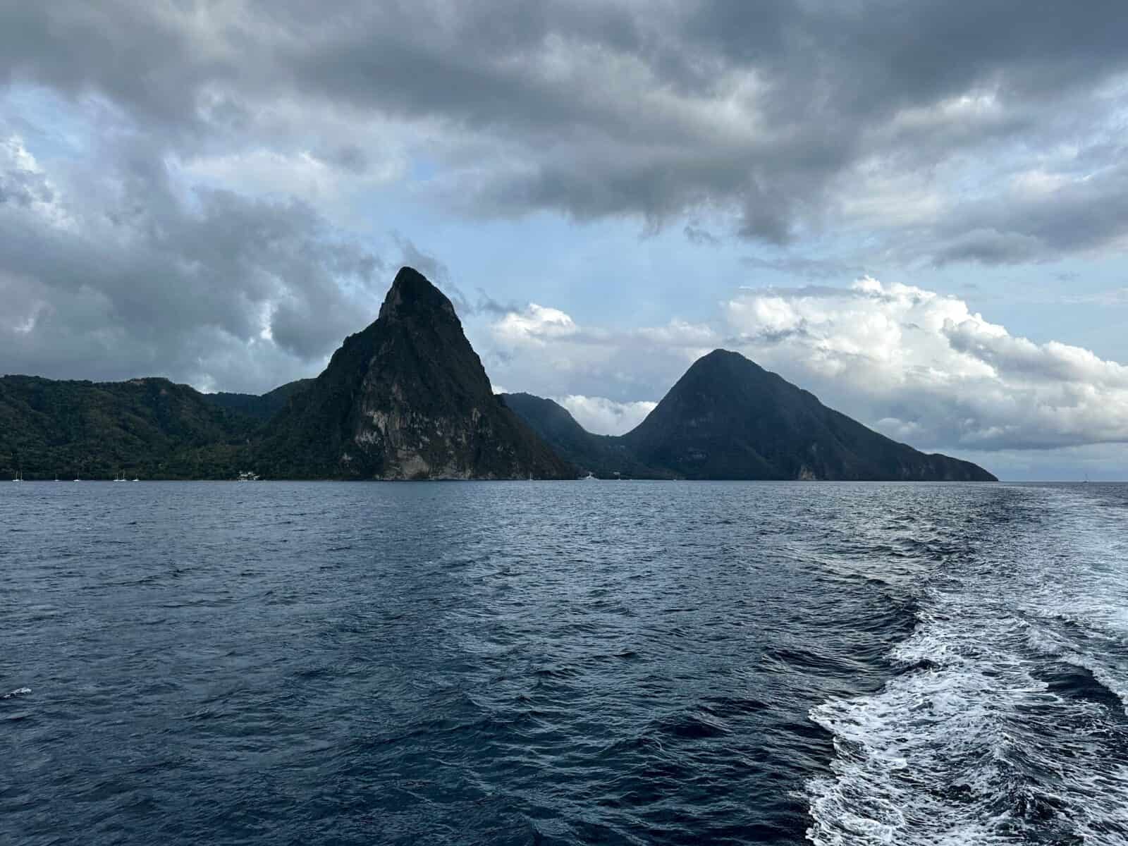 Navigating Disney vacations as a military/Veteran family - Straight ...